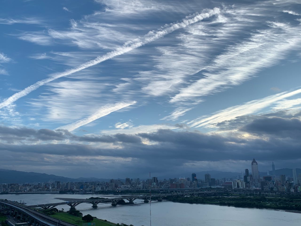 3661 世芯-KY - 11月29日小芯芯報數 👉漲...｜CMoney 股市爆料同學會