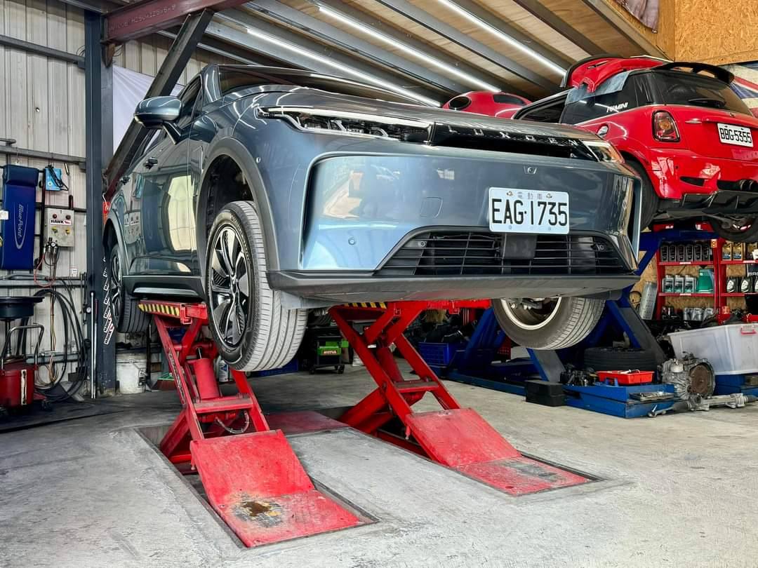 2201 裕隆 - 還沒交車就已經有人把n7拆了！！電池61度磷酸鐵鋰電池，可用...｜CMoney 股市爆料同學會