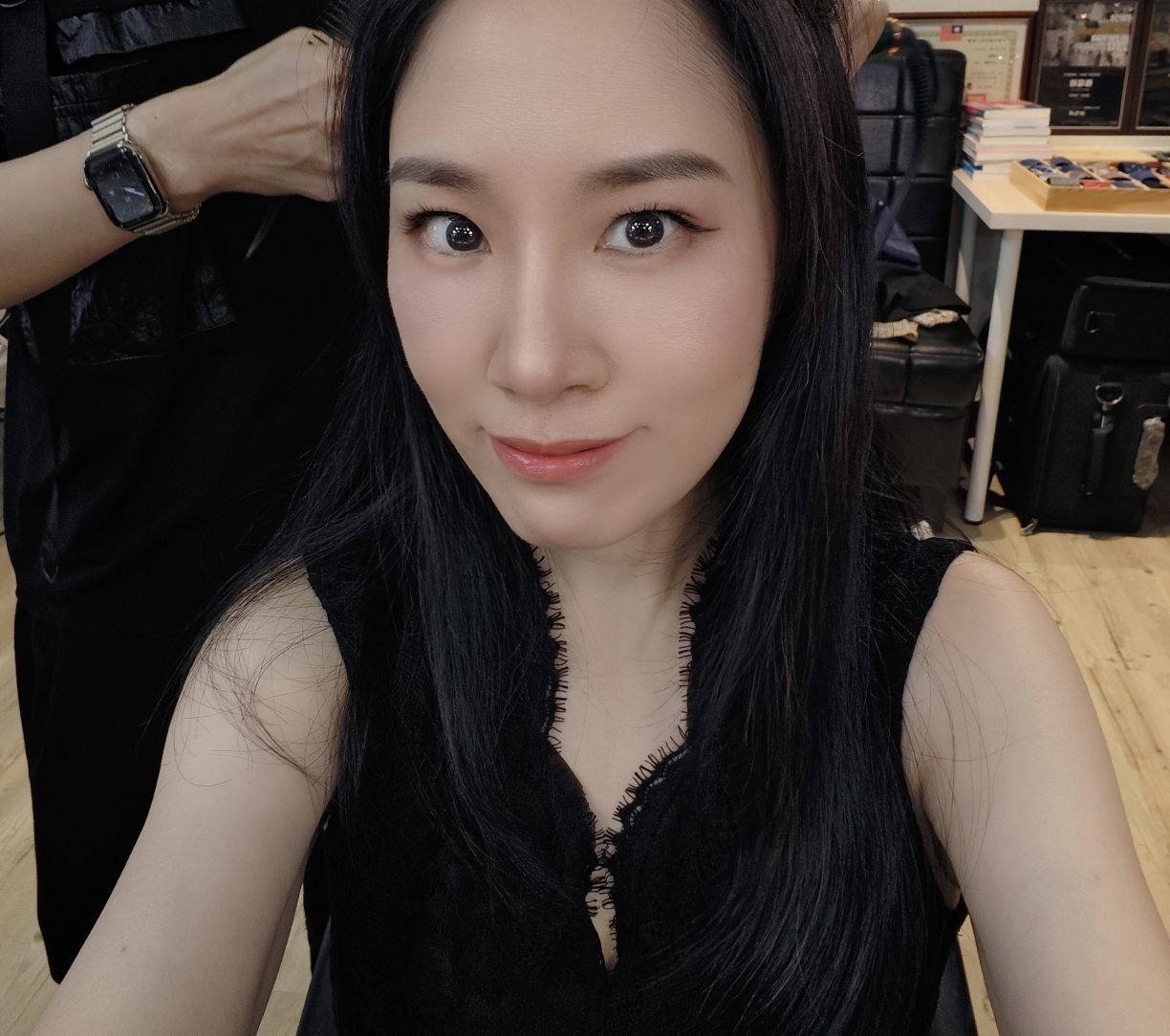 TWA00 加權指數 - 又到了化妝後， 老爸老媽都不認識我的環節。 從去年新書上市...｜股市爆料同學會