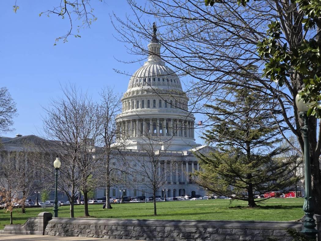 TWA00 加權指數 - 【美股收評】市場聚焦美聯儲9月降息 美國股市持續收高 科技...｜CMoney 股市爆料同學會